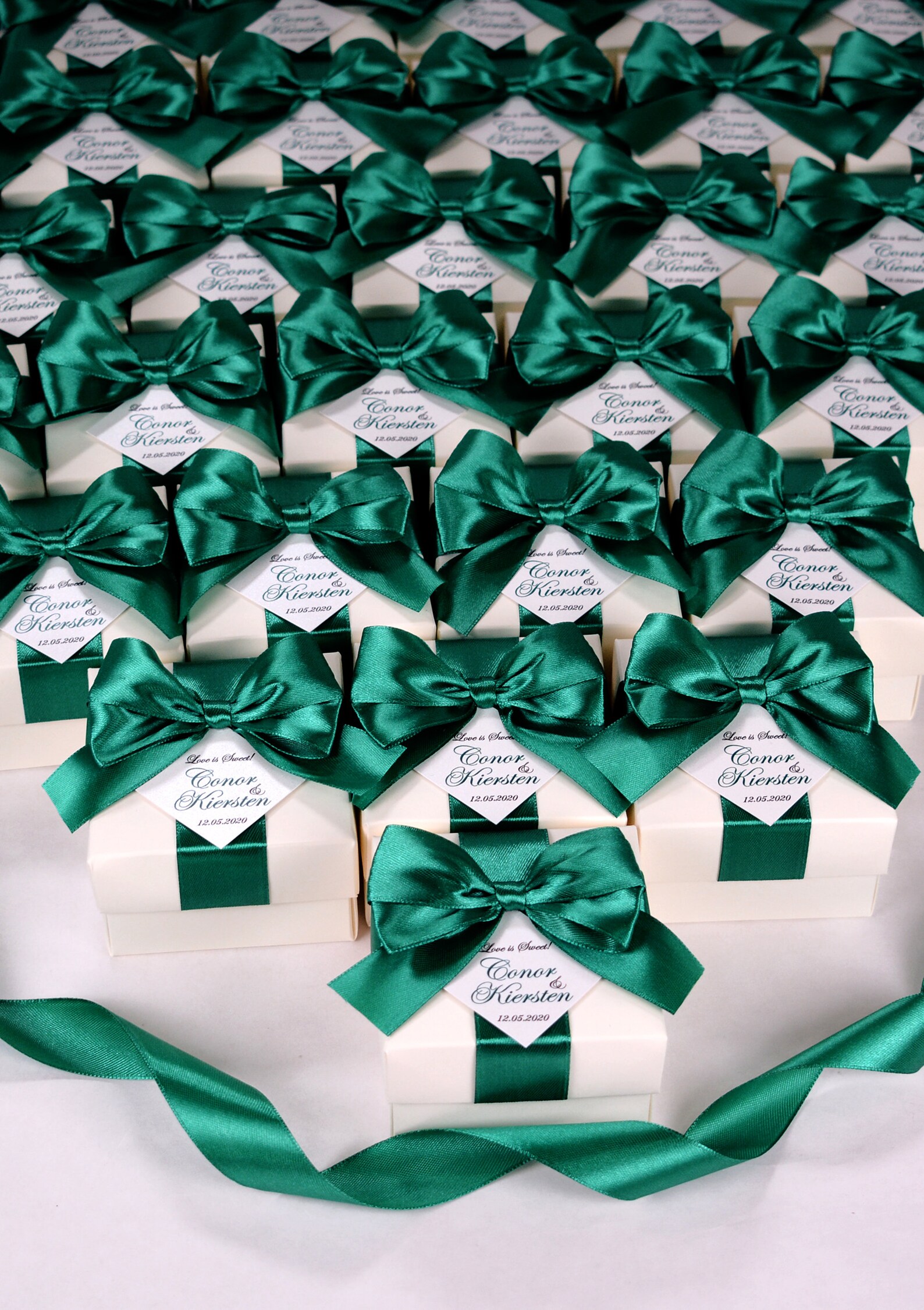 Personalized Wedding Favor Boxes With Emerald Green Satin Ribbon Bow ...