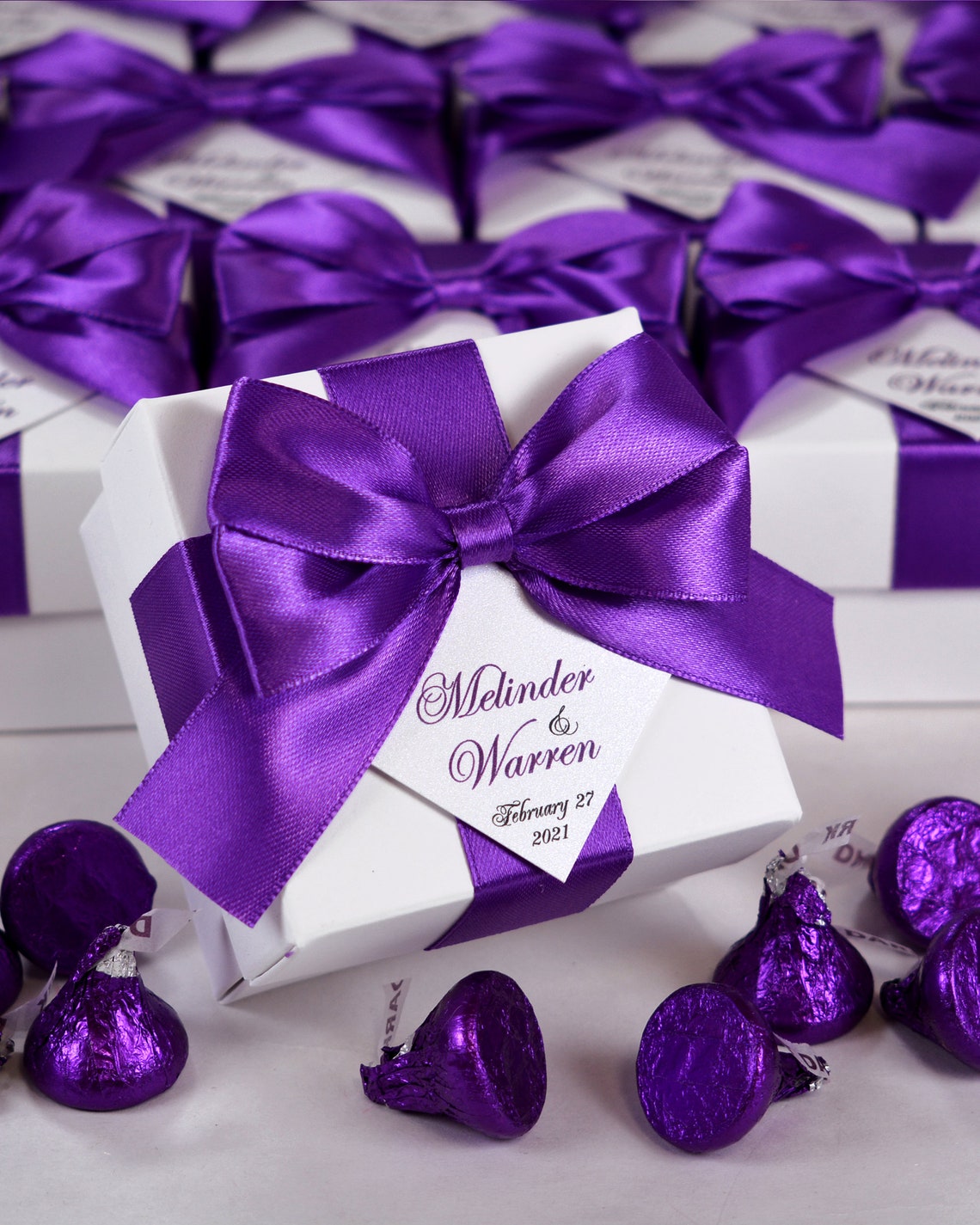 Personalized Wedding Favor Boxes With Emerald Green Satin Ribbon Bow ...