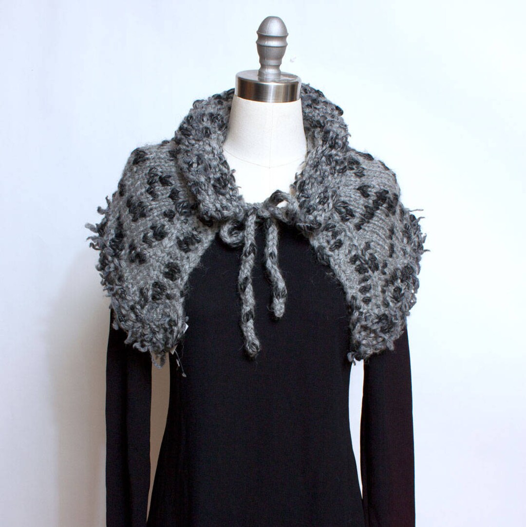 Rustic Capelet With Faux Fur Trim Gray and Black - Etsy