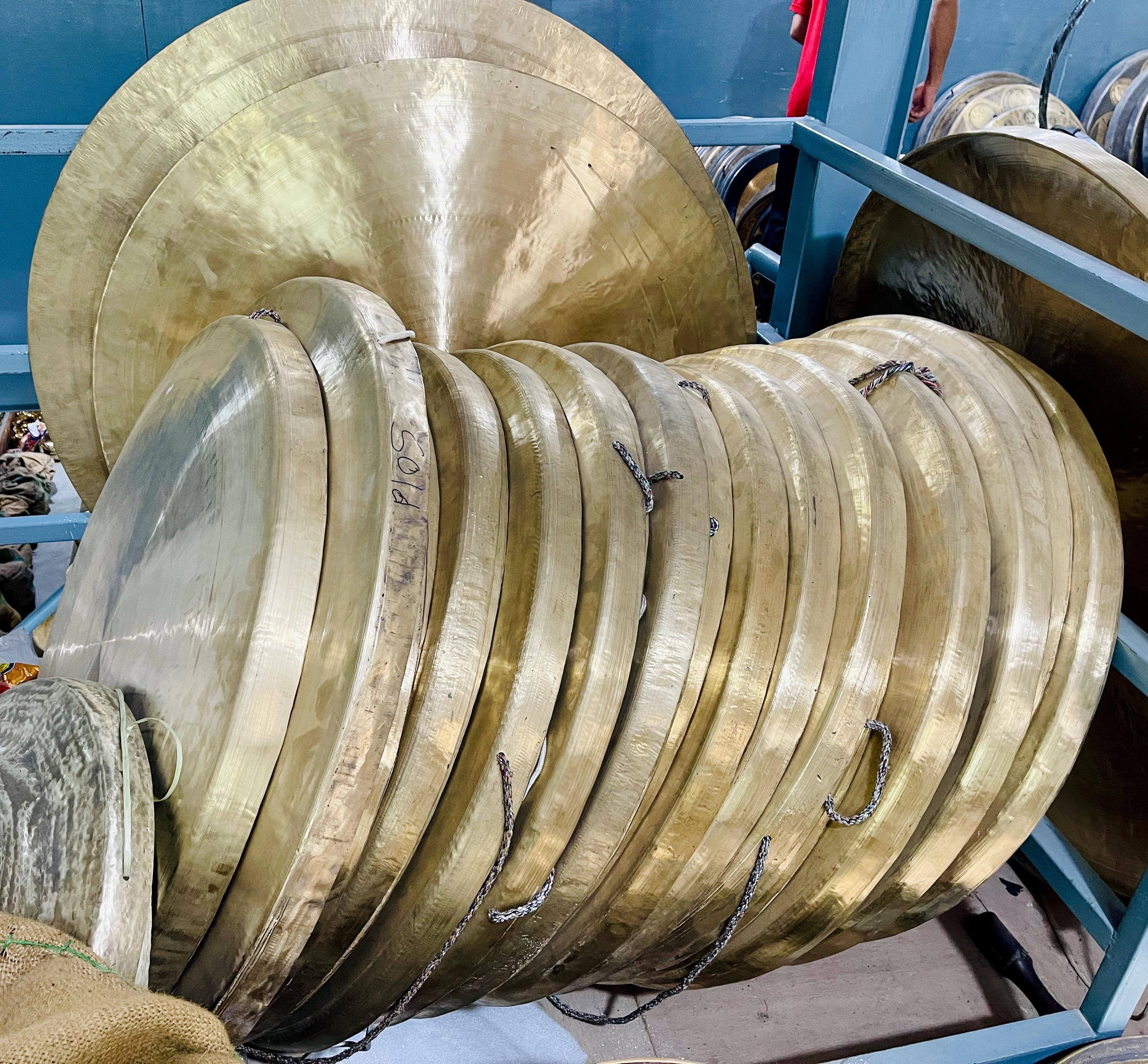 Handcrafted Tibetan Gong: Tree of Life, Sound Healing & Meditation - Etsy