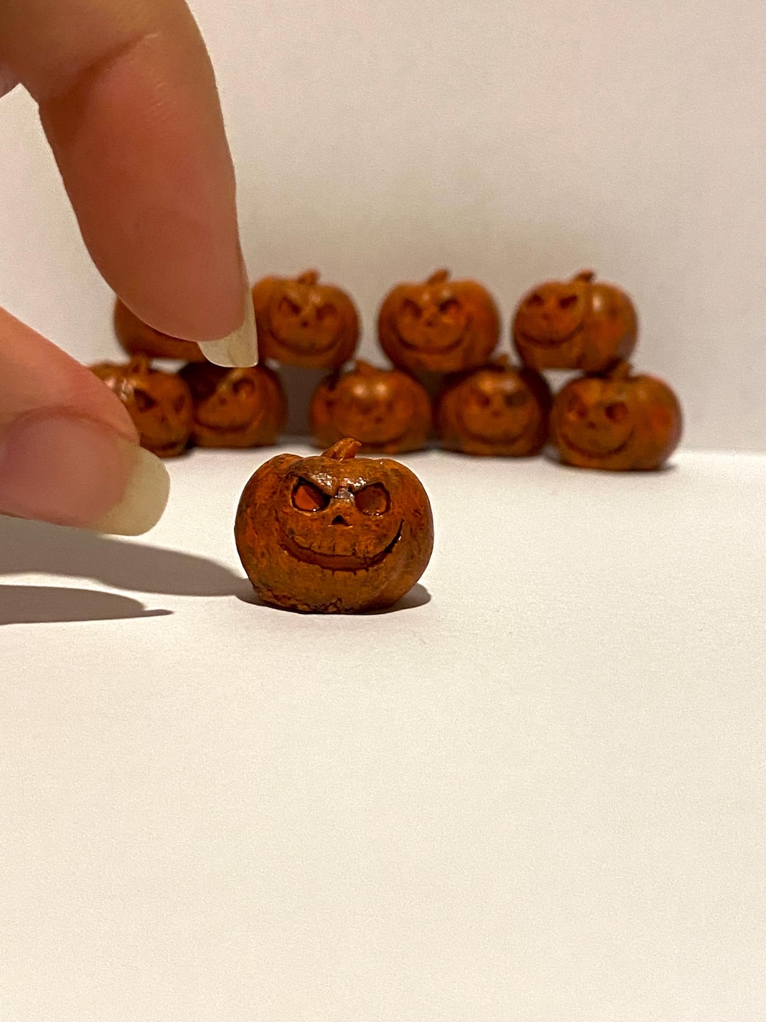Miniature Pumpkins 1:12 Scale Halloween Pumpkin Jackolantern. Dollhouse ...