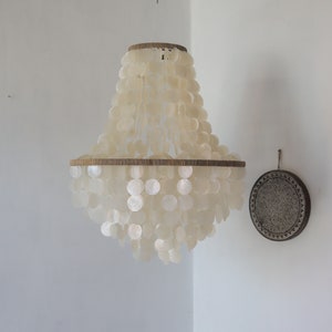 Natural Capiz Shell Ceiling Light , Capiz Shell Shell Chandelier Bali ...