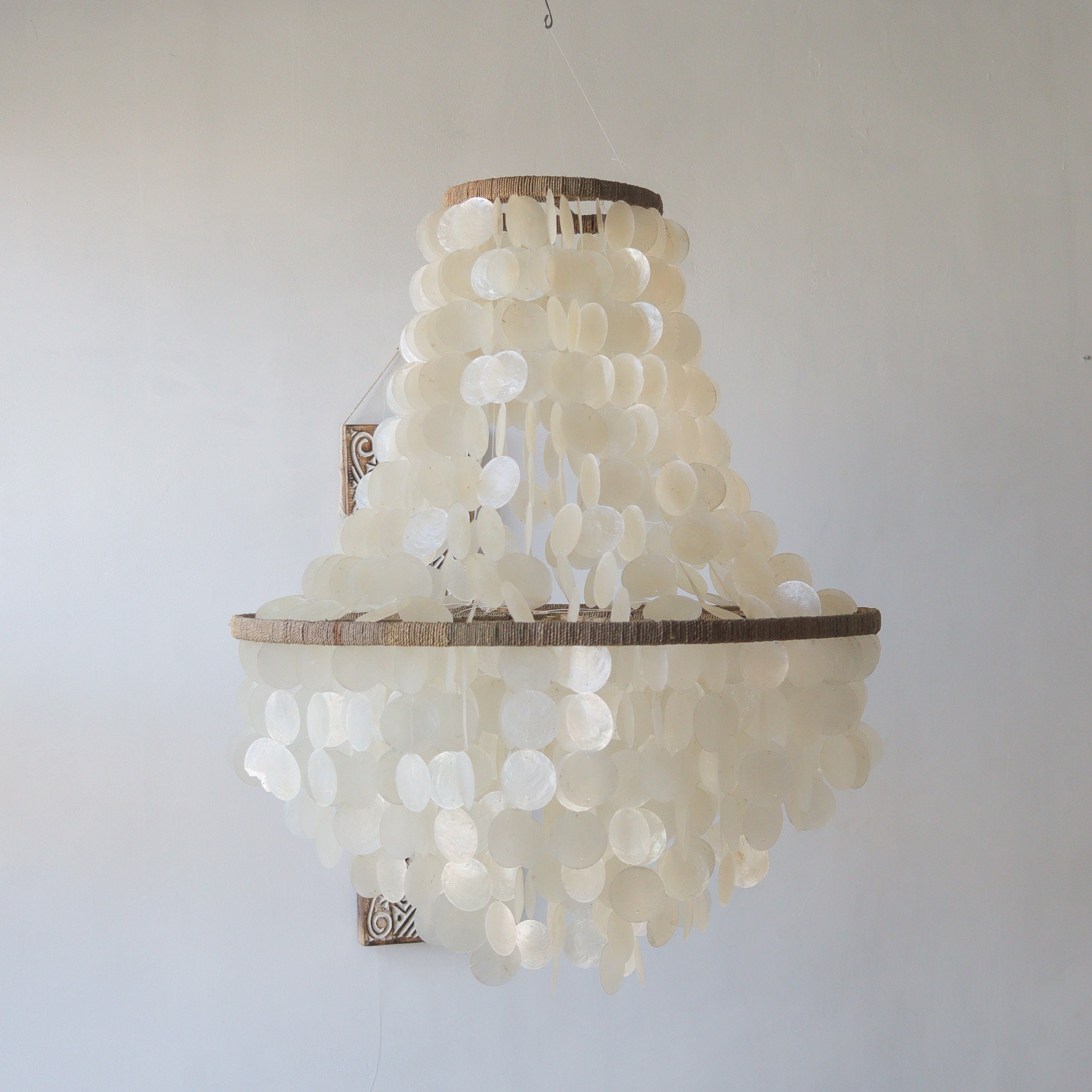Natural Capiz Shell Ceiling Light , Capiz Shell Shell Chandelier Bali ...