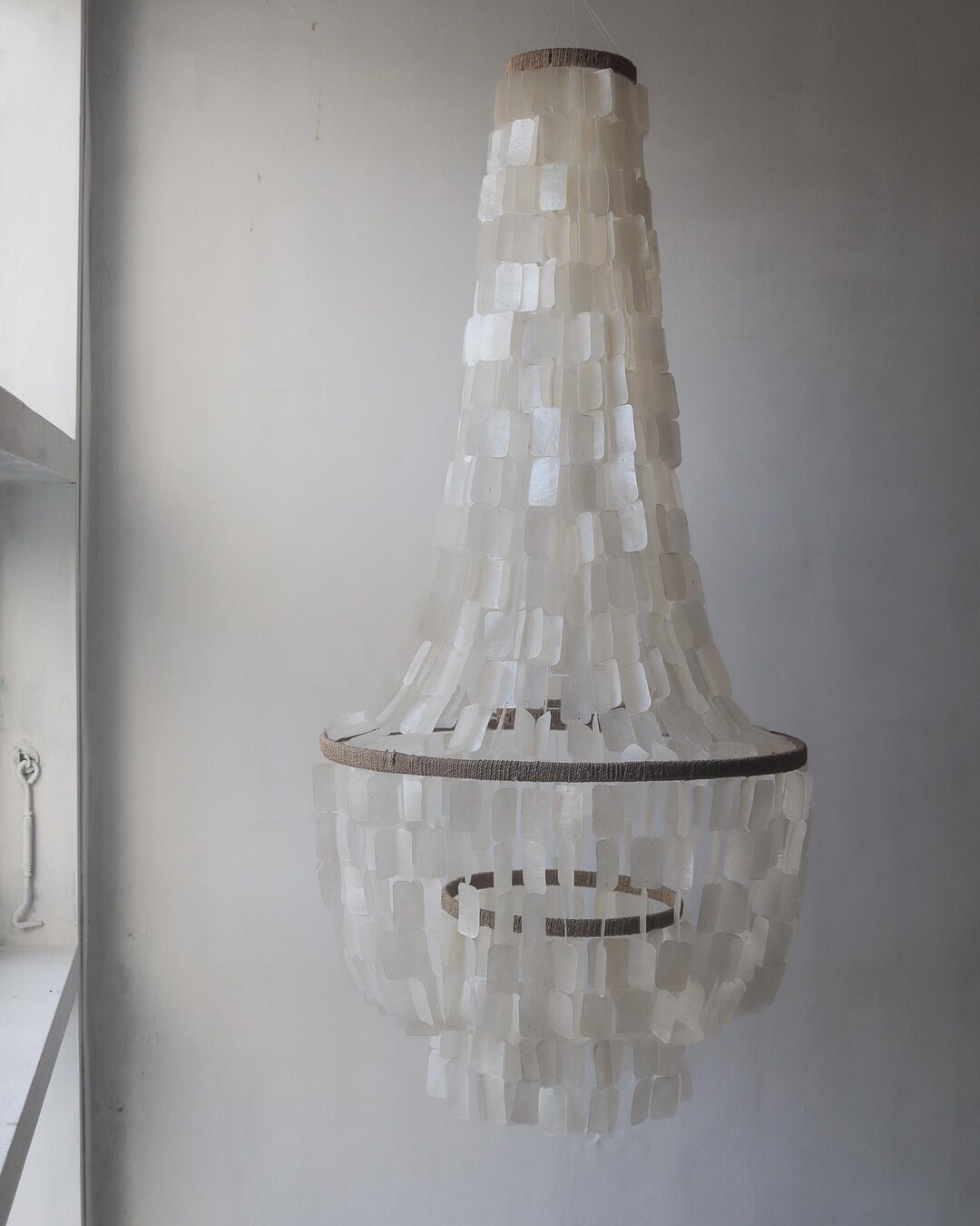 Natural Capiz Shell Ceiling Light , Capiz Shell Shell Chandelier Bali ...