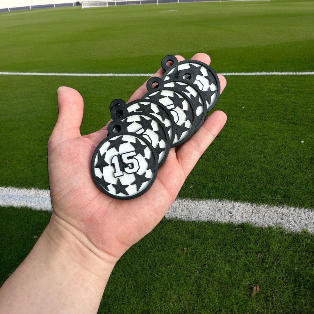 Real Madrid 15 Champions League Keychain Gift for Friend Real Madrid ...