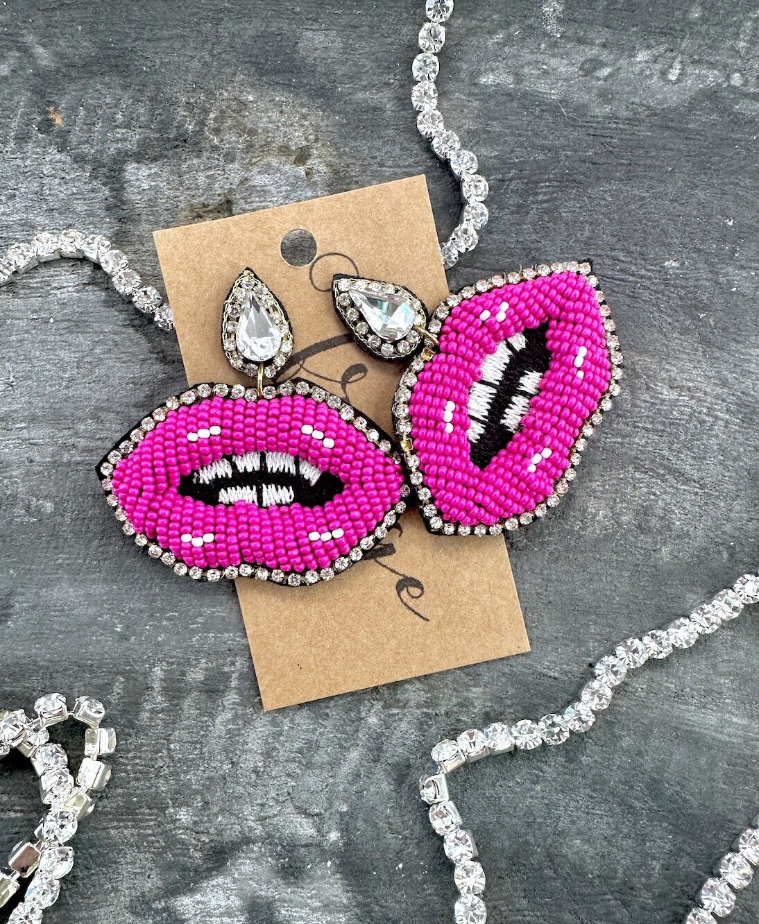 Hot Pink LIPS Seed Bead Bling Earrings - Etsy