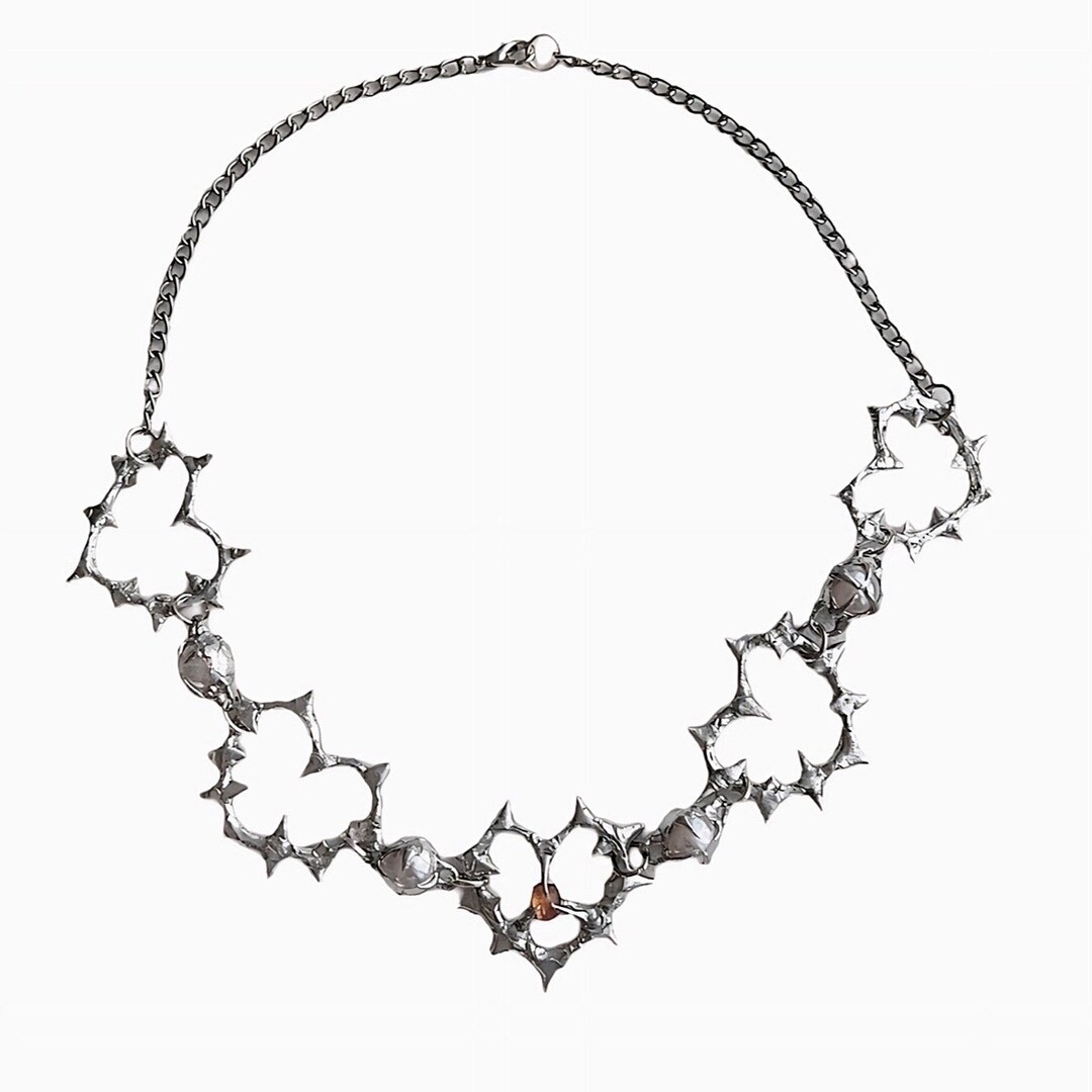 QUEEN OF HEARTS | Spikey Cybersigilsm Necklace Statement Necklace ...