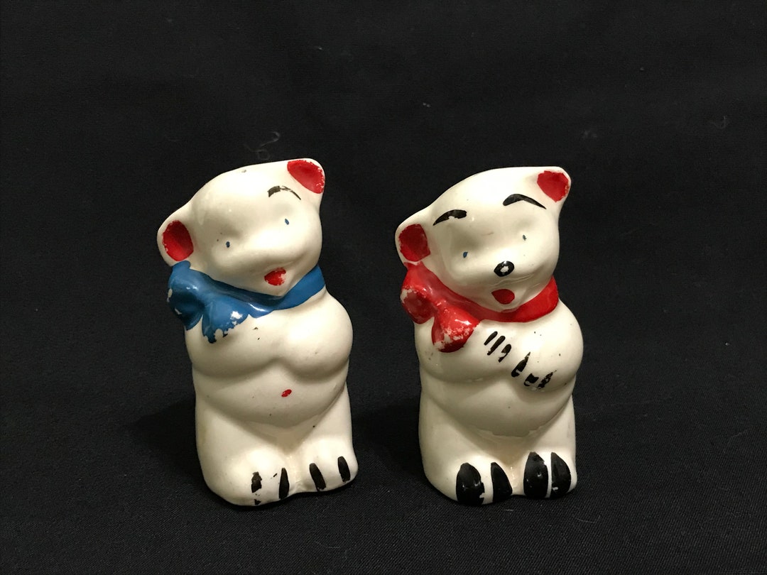 Vintage Shawnee Bears With Red and Blue Bows Salt & Pepper Shaker Set ...