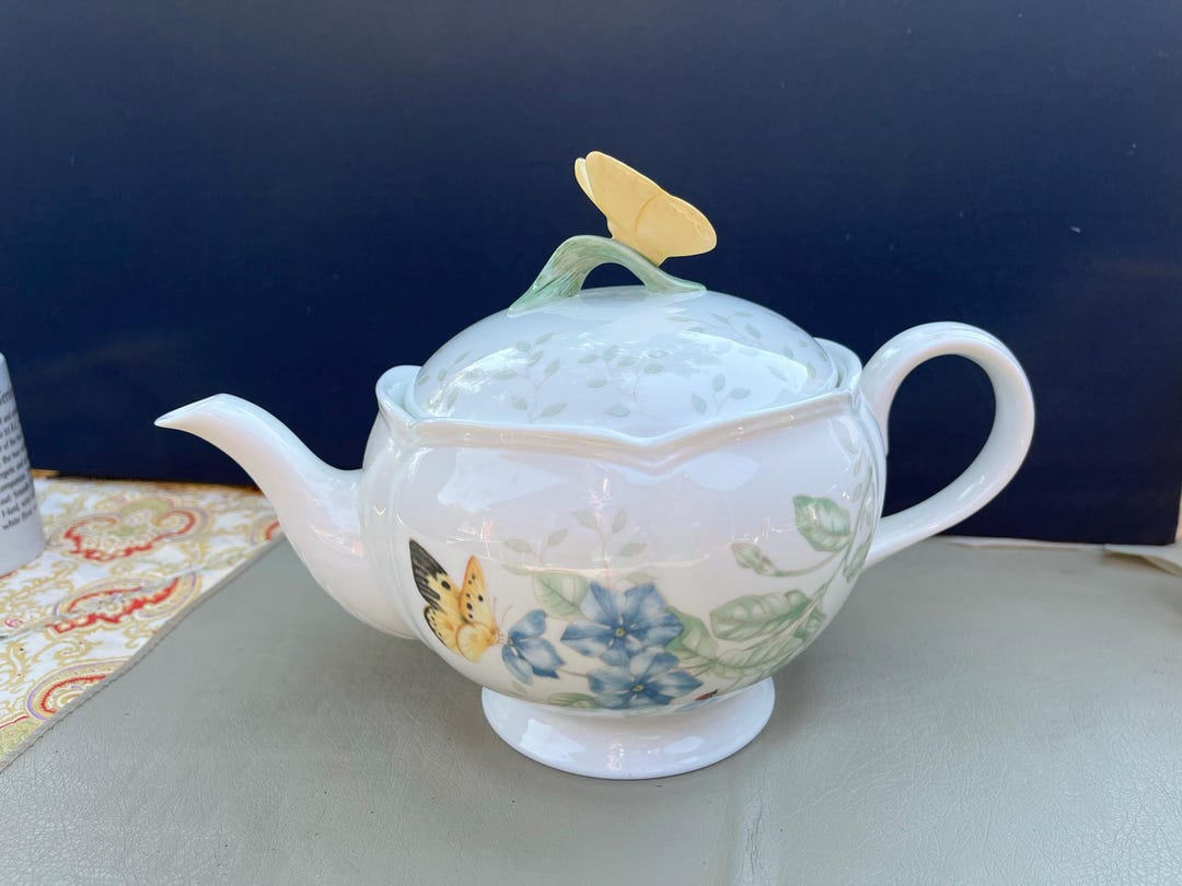 Lenox Butterfly Meadow Teapot Laurie Le Luyer lenox Porcelain Teapot ...