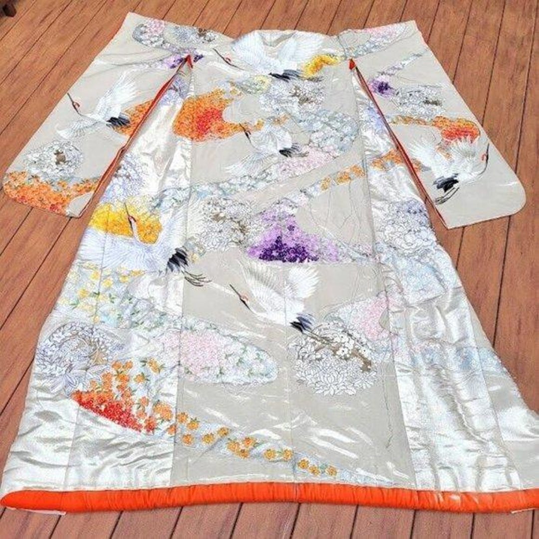Japanese UCHIKAKE Silver Embroidered Wedding Ceremonial Silk Kimono ...