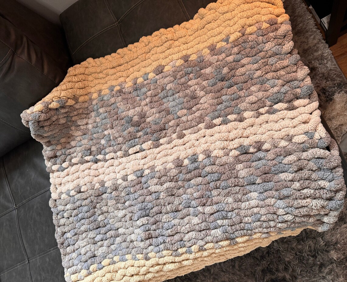 Heavy, Soft 600g Blankets for All Seasons. Perfect Blanket for That ...