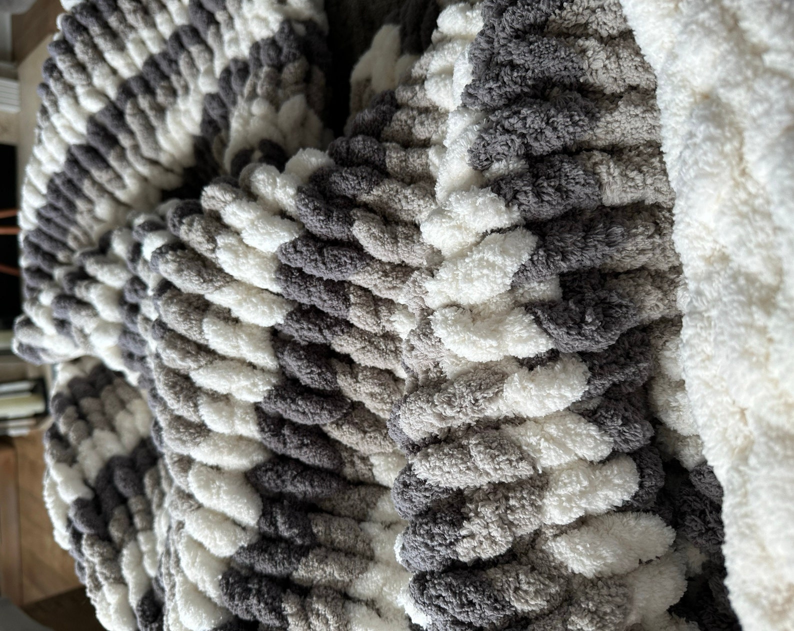 Heavy, Soft 600g Blankets for All Seasons. Perfect Blanket for That ...