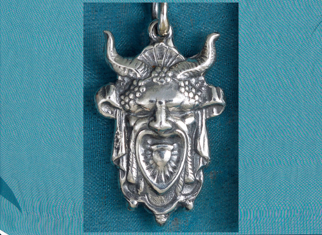 Minotaur Taurus Art Nouveau Sterling Silver Pendant - Etsy