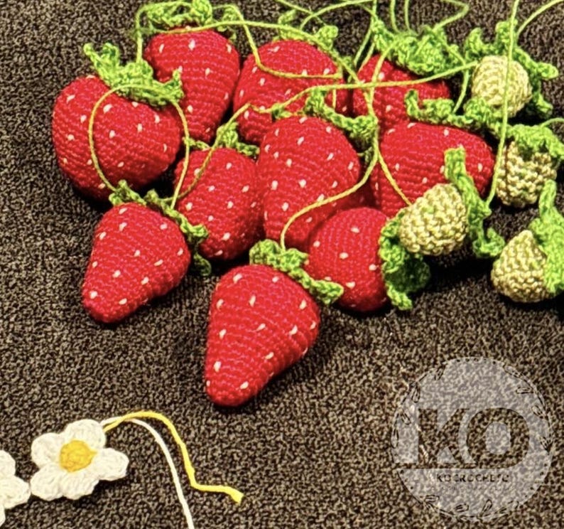 PATTERN Crochet Strawberry Plant - Etsy