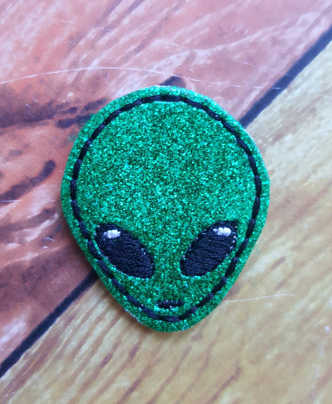 Alien Head Glitter Feltie (UNCUT FELTIE) Alien Feltie, Felt ...