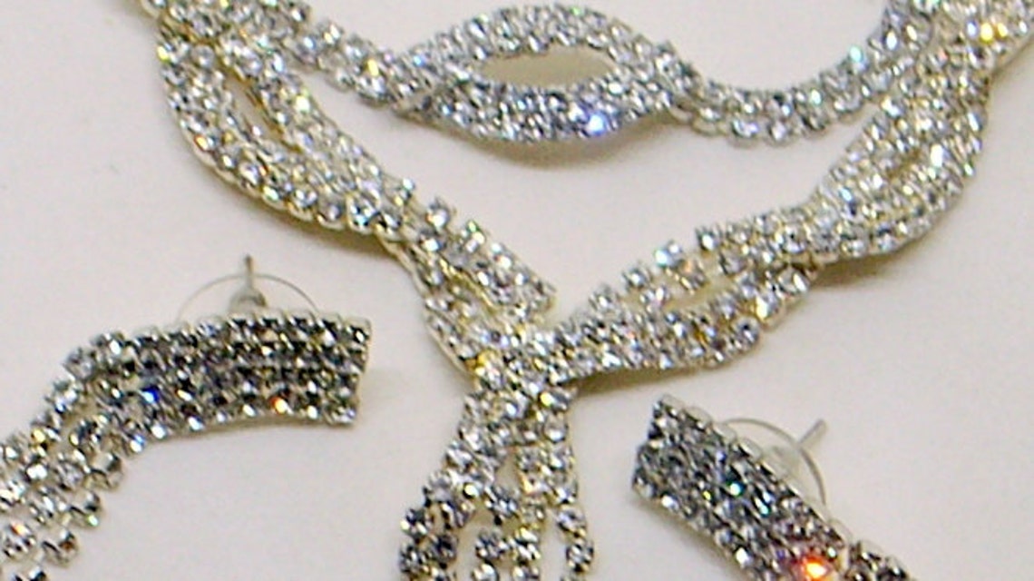 Vintage Rhinestone Set Rhinestone Dangle Earrings Necklace - Etsy
