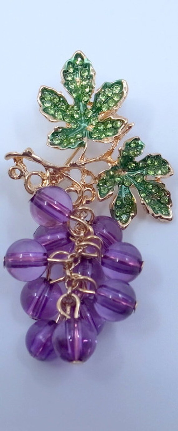 Dangling Grapes Brooch - Green Rhinestone Leaves - Pu… - Gem