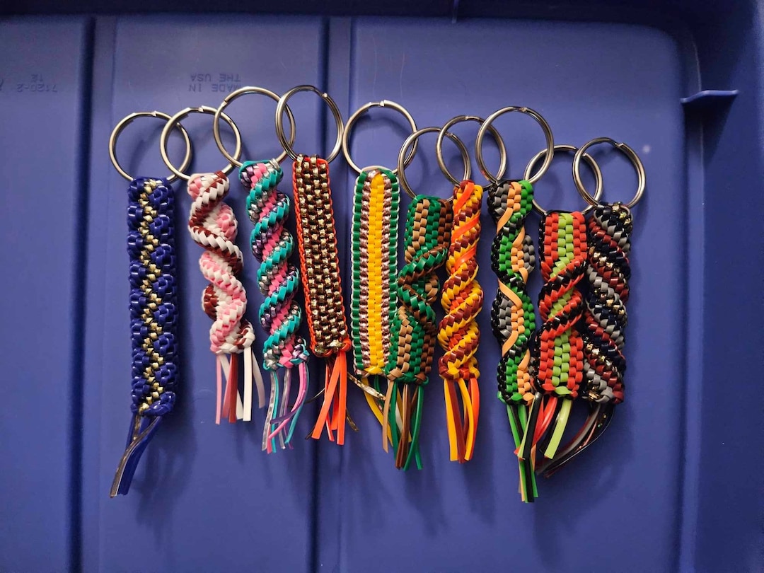 10 Rexlace Boondoggle Gimp Plastic Lace Key Chains Napoleon Dynamite ...