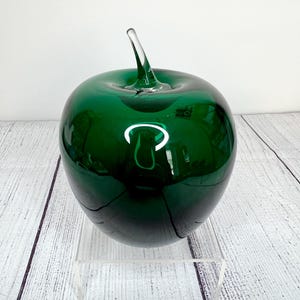 Vintage Blenko Hand Blown Green Glass Apple Paperweight - Etsy
