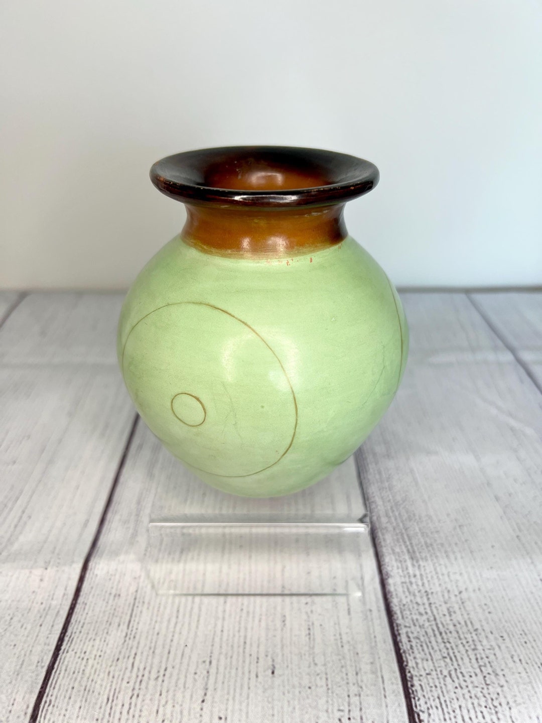 Beautiful Peruvian Hand Made Pottery Vase in Green - Etsy