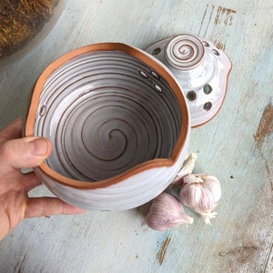 Large Garlic Keeper or Shallot Pot in Shale- Made to Order - Etsy