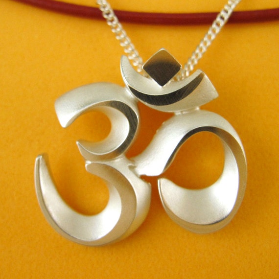 Silver OM Aum Necklace Faceted AUM Pendant With Chain OM | Etsy