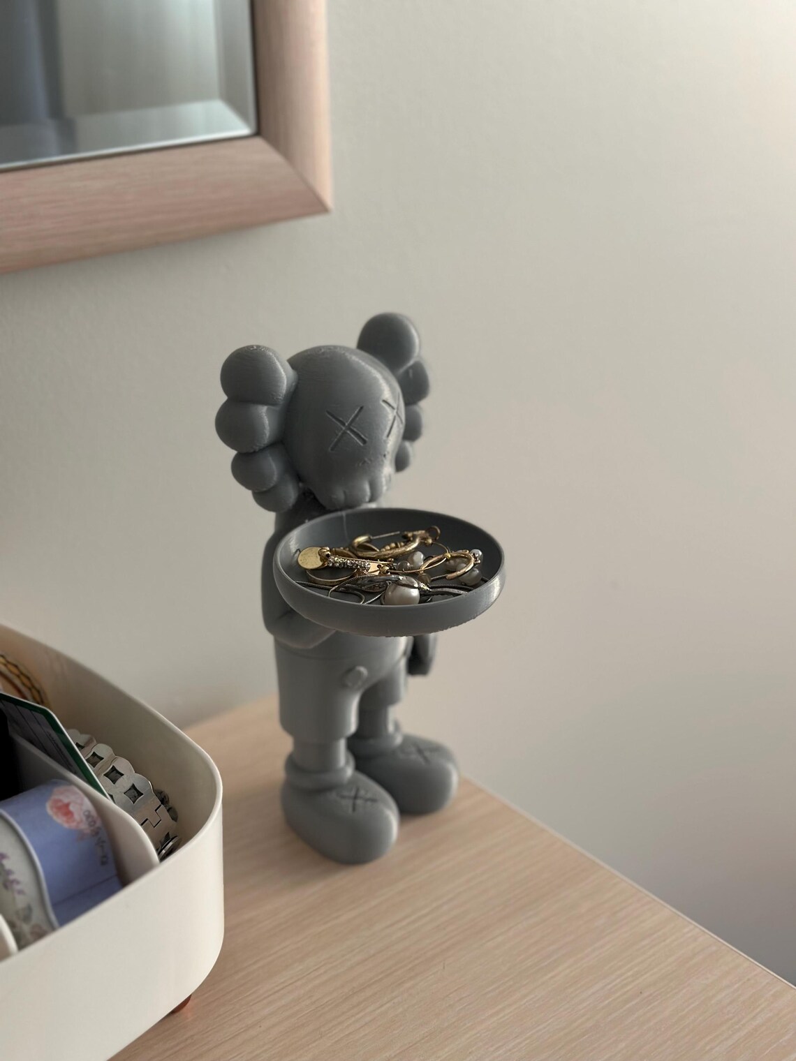 Kaws Tray Holder Unique Decorative Tray for Home and Office, Modern Art ...
