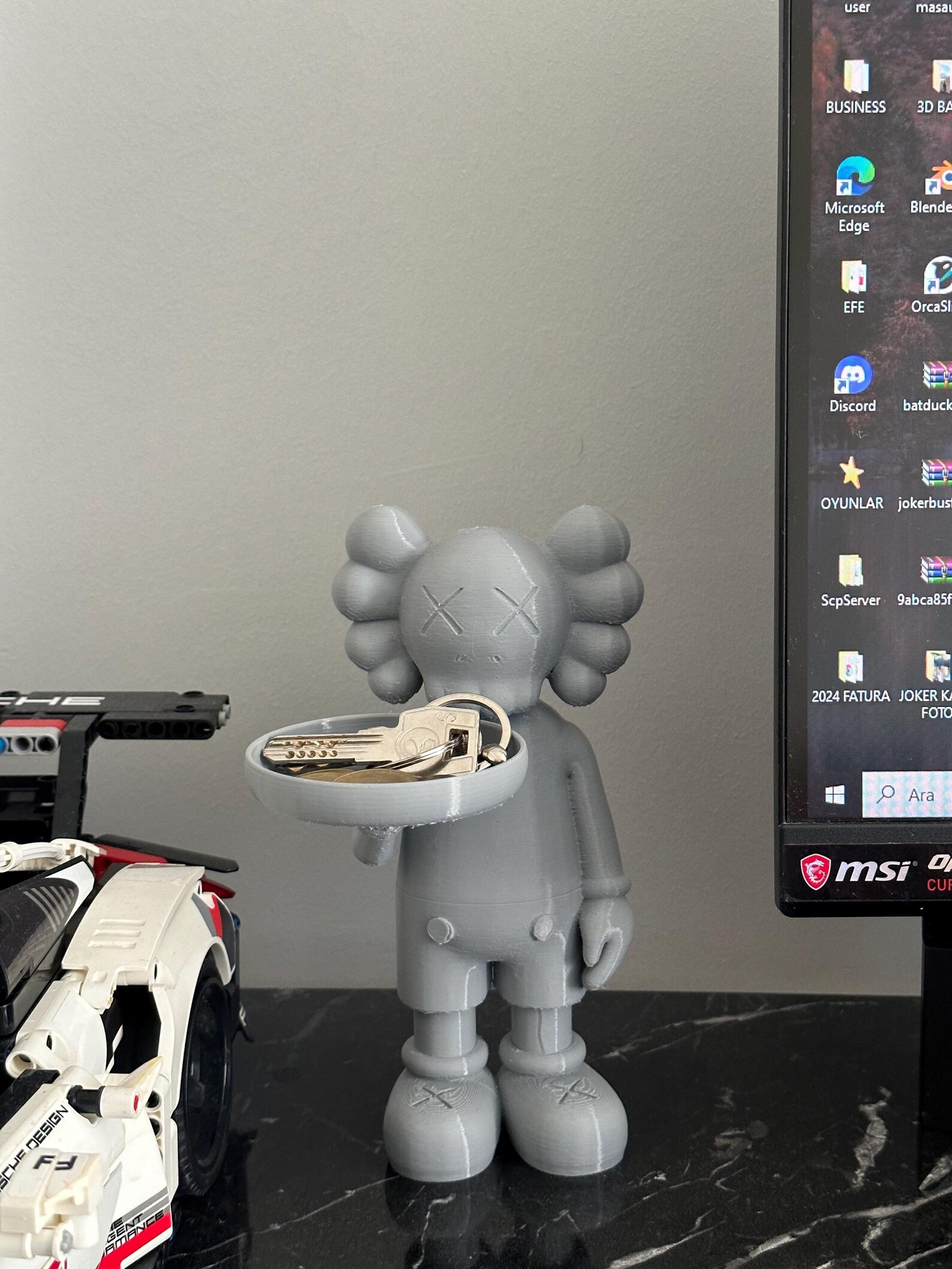 Kaws Tray Holder Unique Decorative Tray for Home and Office, Modern Art ...