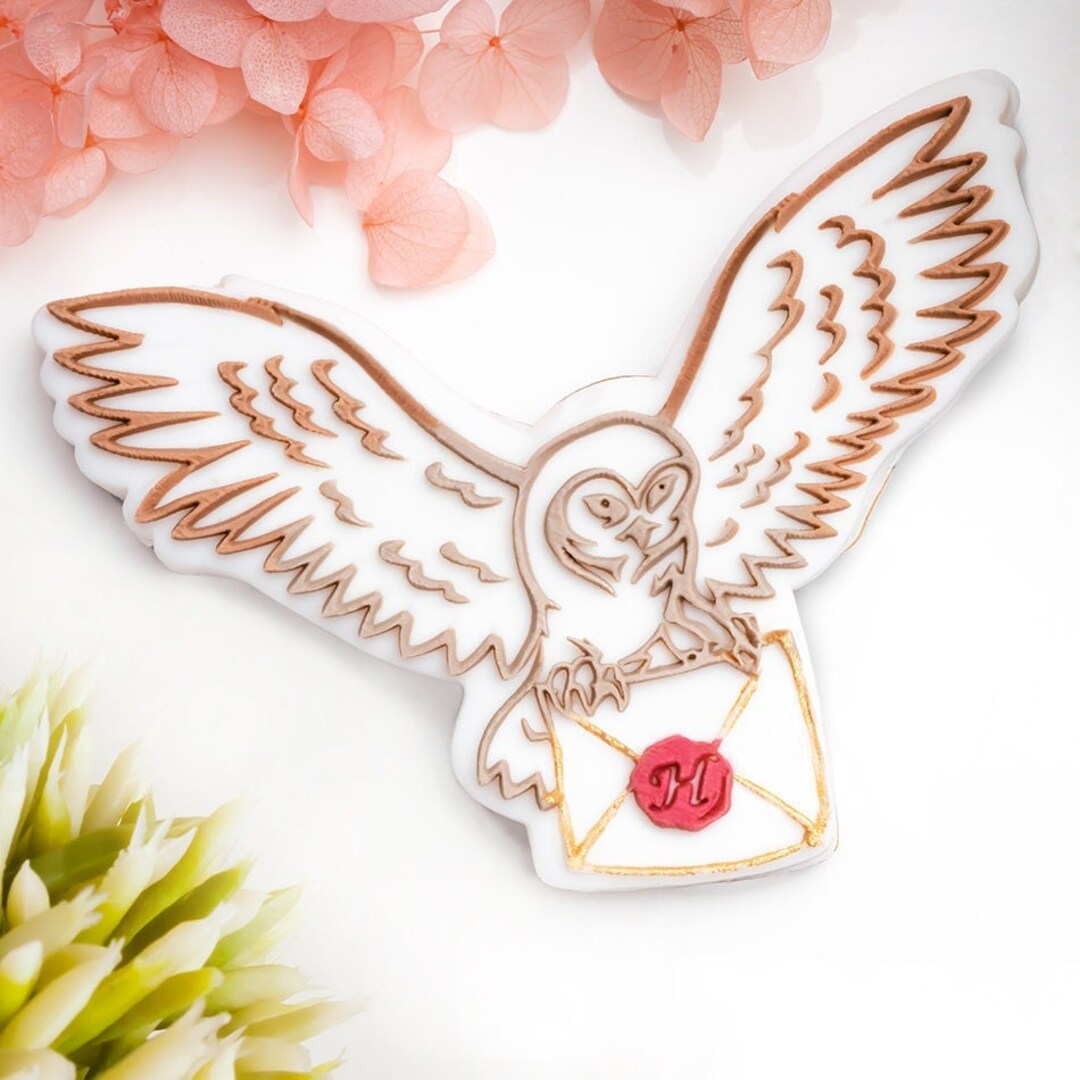 Wizard Owl Post Raised Cookie Stamp & Cutter - Etsy