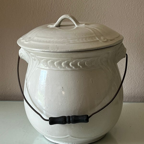Antique Chamber Pot - Etsy