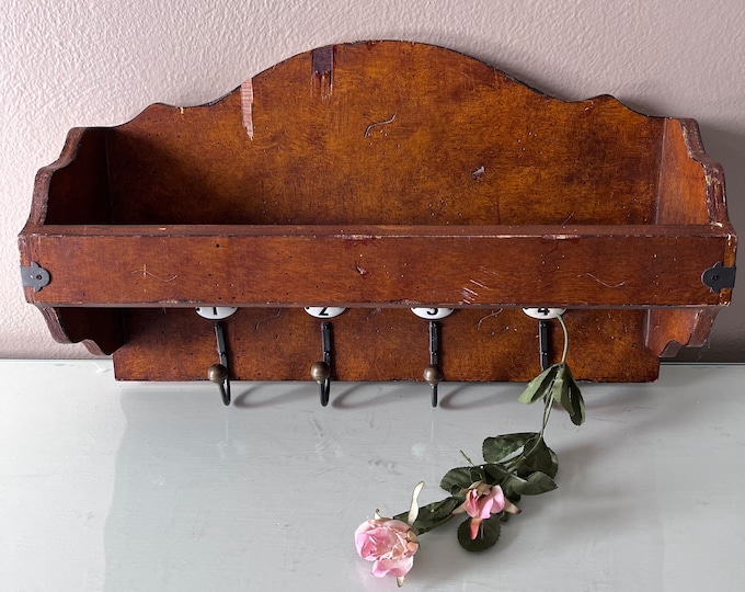 Vintage Shelf Oak Wooden Wall Shelf Peg Hook Heart Wall Hanging Country ...