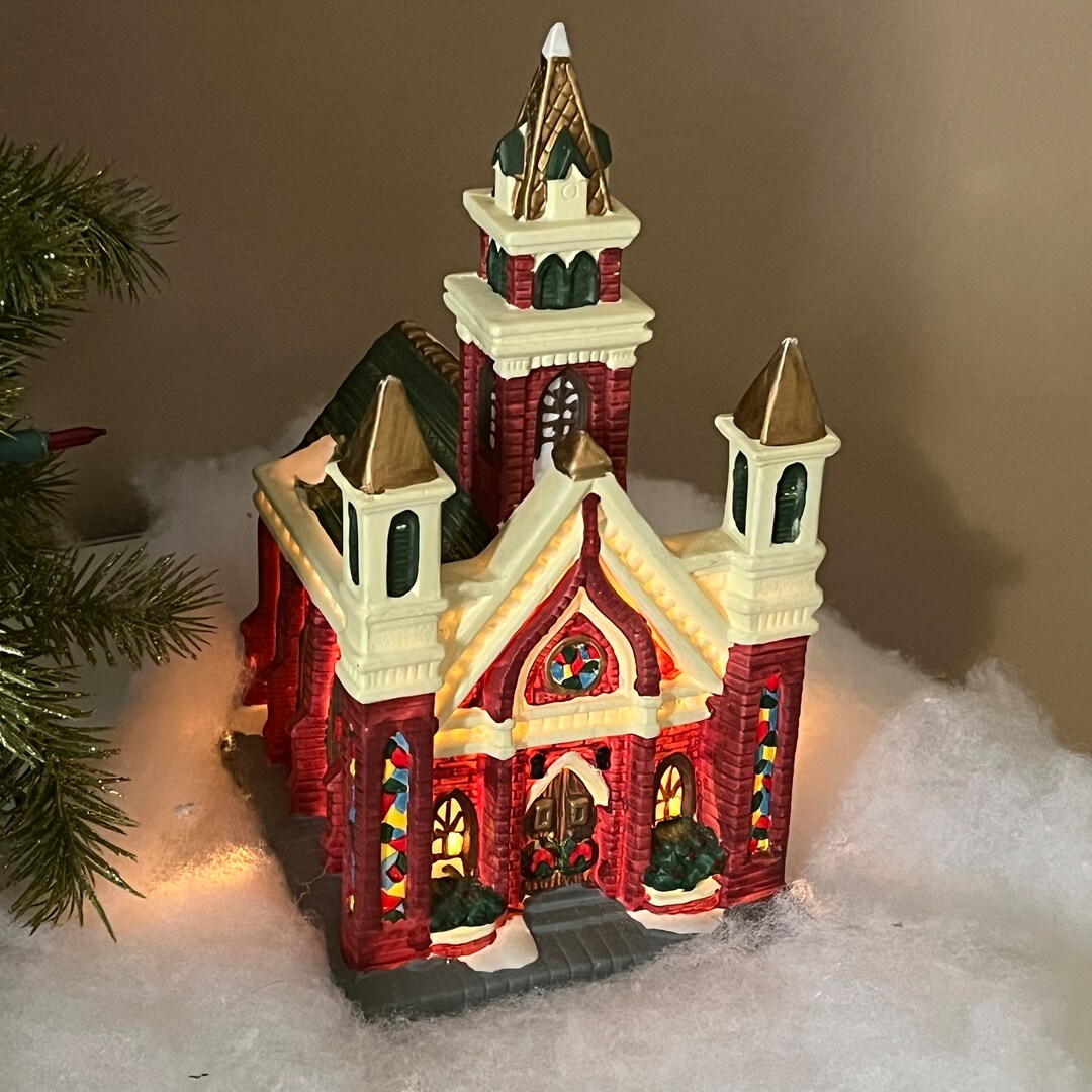 Lit Vintage Christmas Village Church / Victorian Village Christmas ...