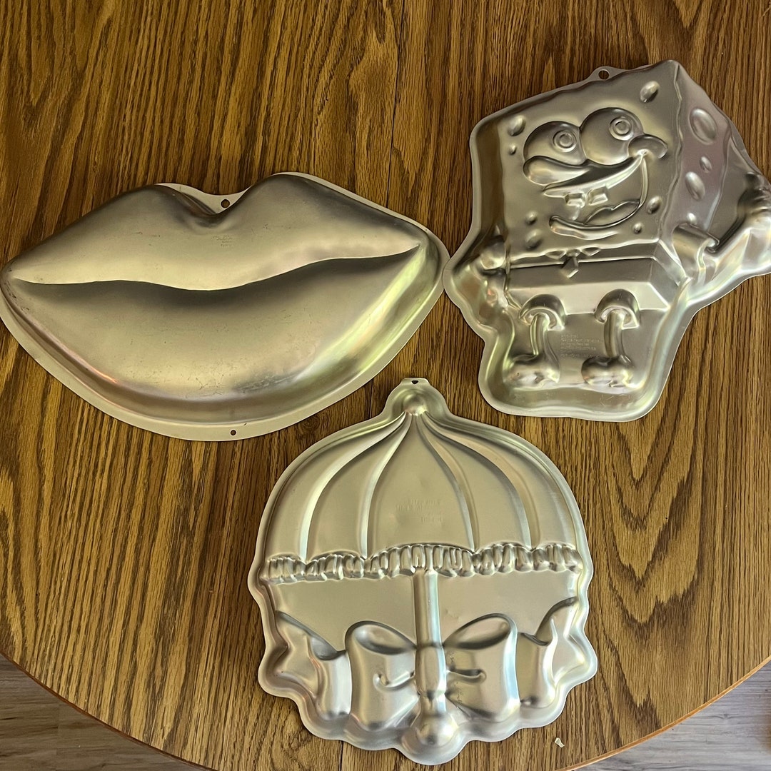 Choice of Vintage Wilton Aluminum Cake Pans, Made in Korea, China ...