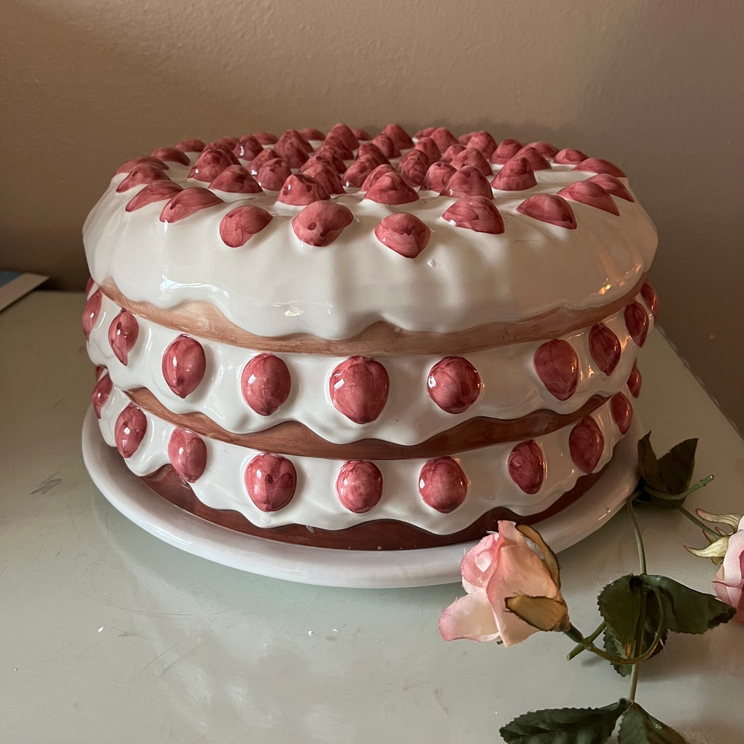 Large Vintage Ceramic Strawberry Shortcake Dome, Lid & Plate / Cake ...