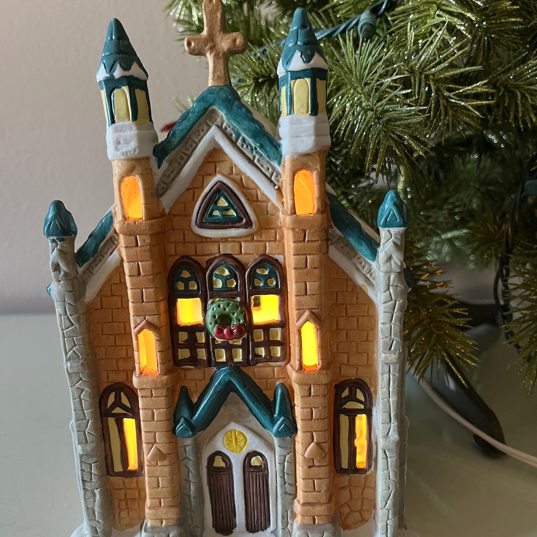 Lit Christmas Village Church / Victorian Village Christmas Church ...