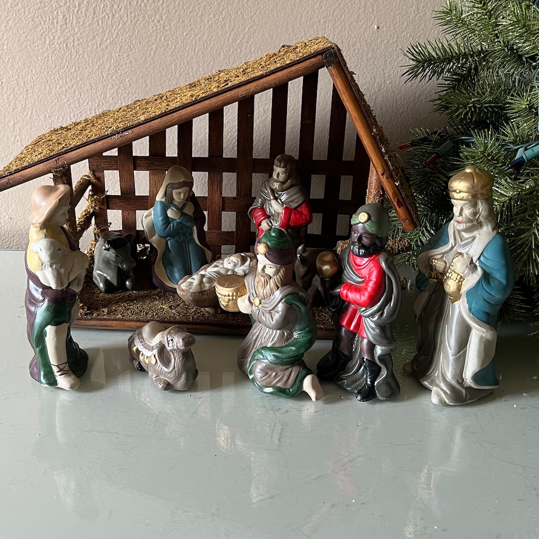 10 Piece Nativity Set, Ceramic Figures and Wood Creche, Stable ...