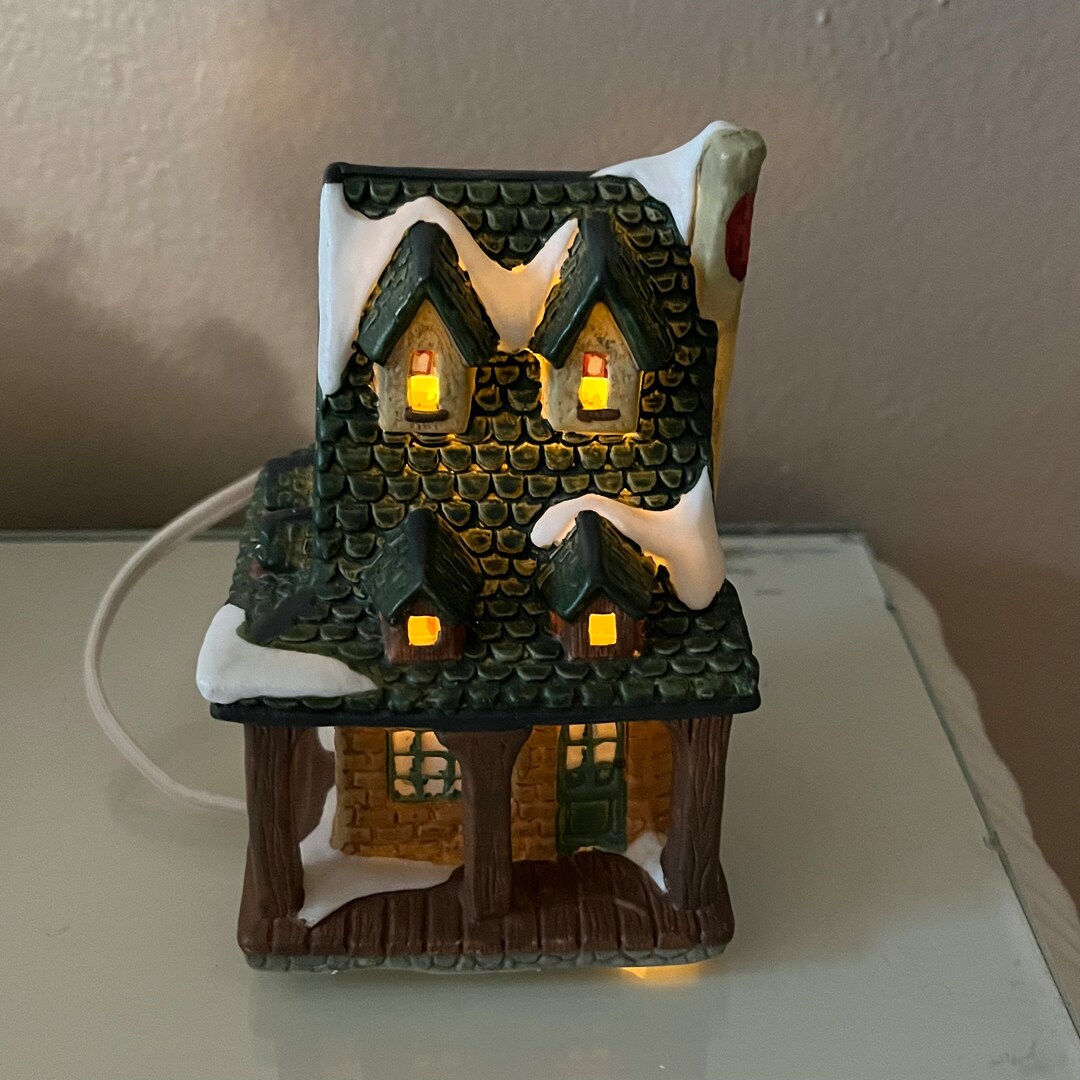 Dickens Keepsake Heartland Valley Village Christmas House / O'well ...