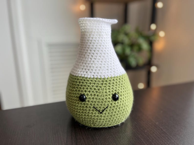 Large Crochet Amigurumi Erlenmeyer Flask | Chemistry | Gift for Science ...