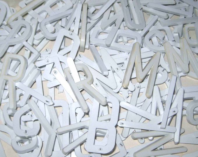 Vintage Kwik Sign Polystyrene Plastic Pin Back White Alphabet Letters ...