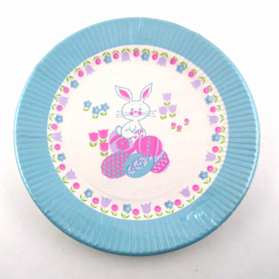 Vintage Easter Paper Party Plates With Rabbits or Bunnies and Easter ...