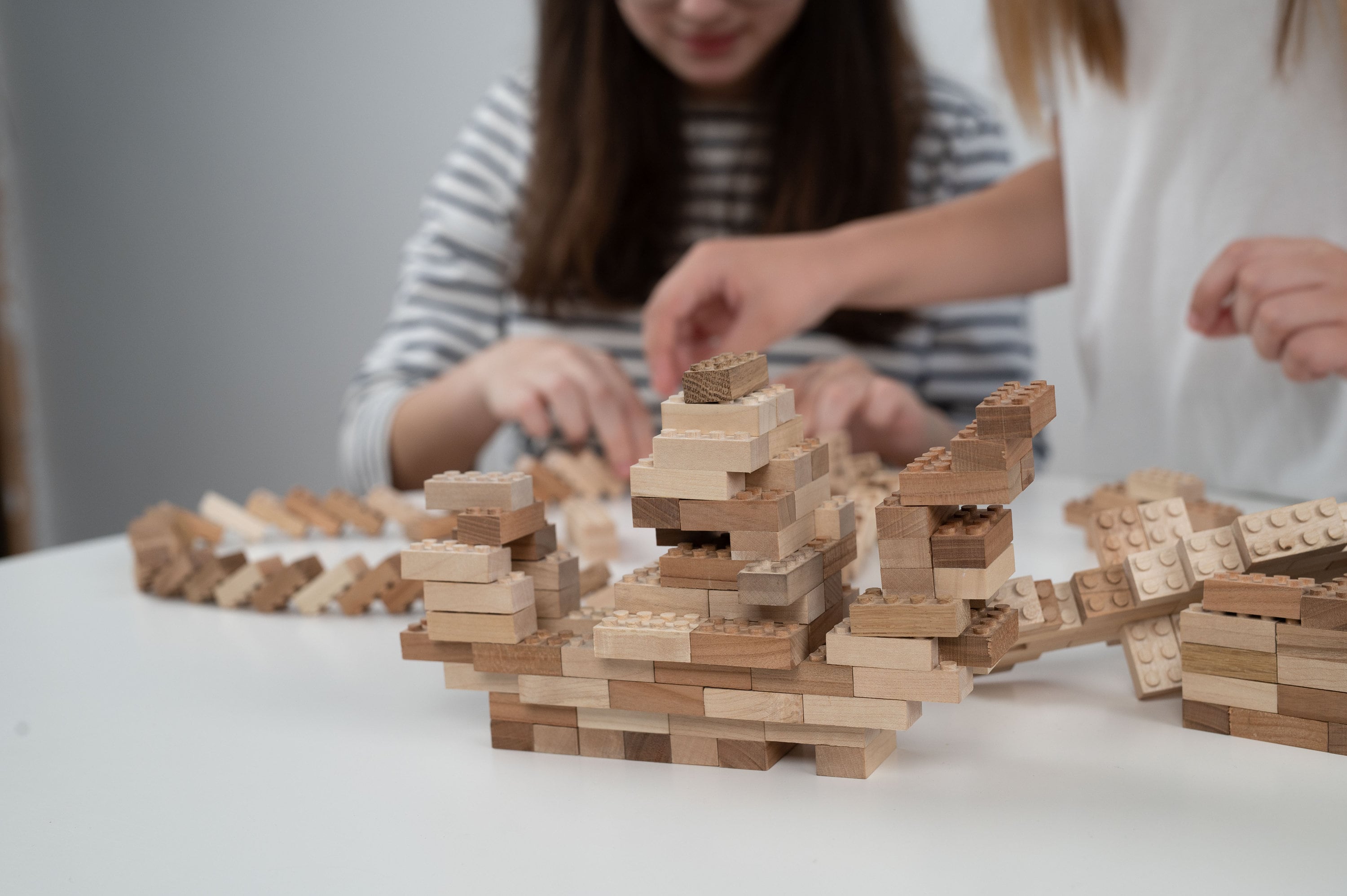 Wooden Building Blocks Made of 5 Types of Natural Wood Building Cubes ...