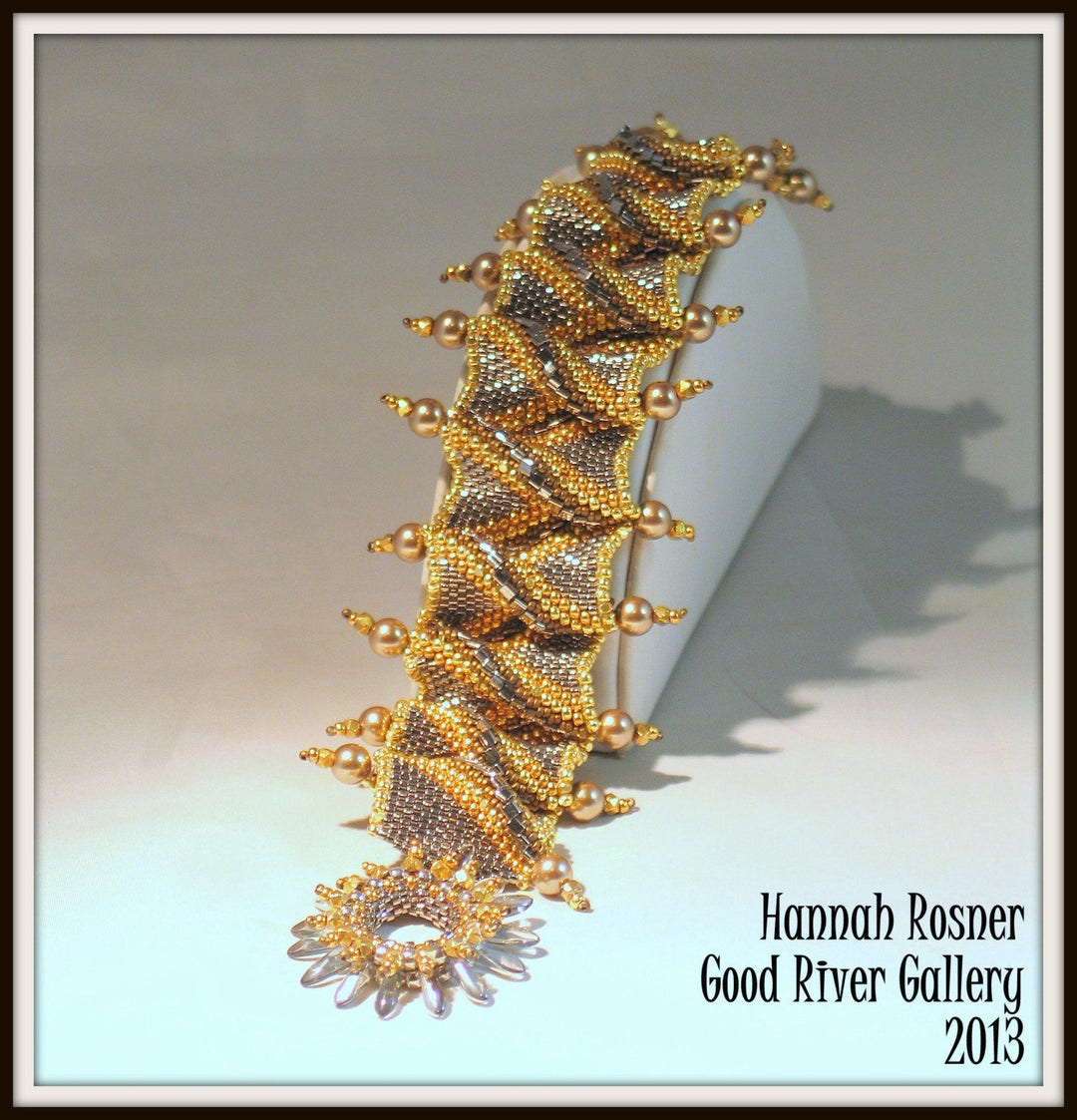 Peyote Stitch Bead Pattern Royal Ruffles Beaded Bracelet Tutorial ...