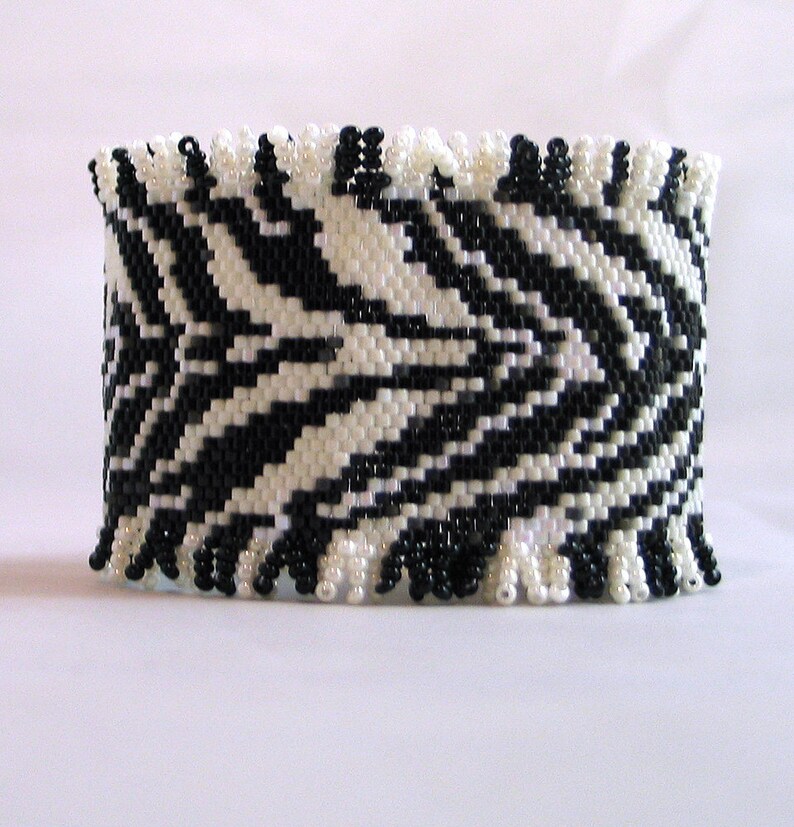 Bead Pattern African Zebra Print Beaded Bracelet With Toggle - Etsy