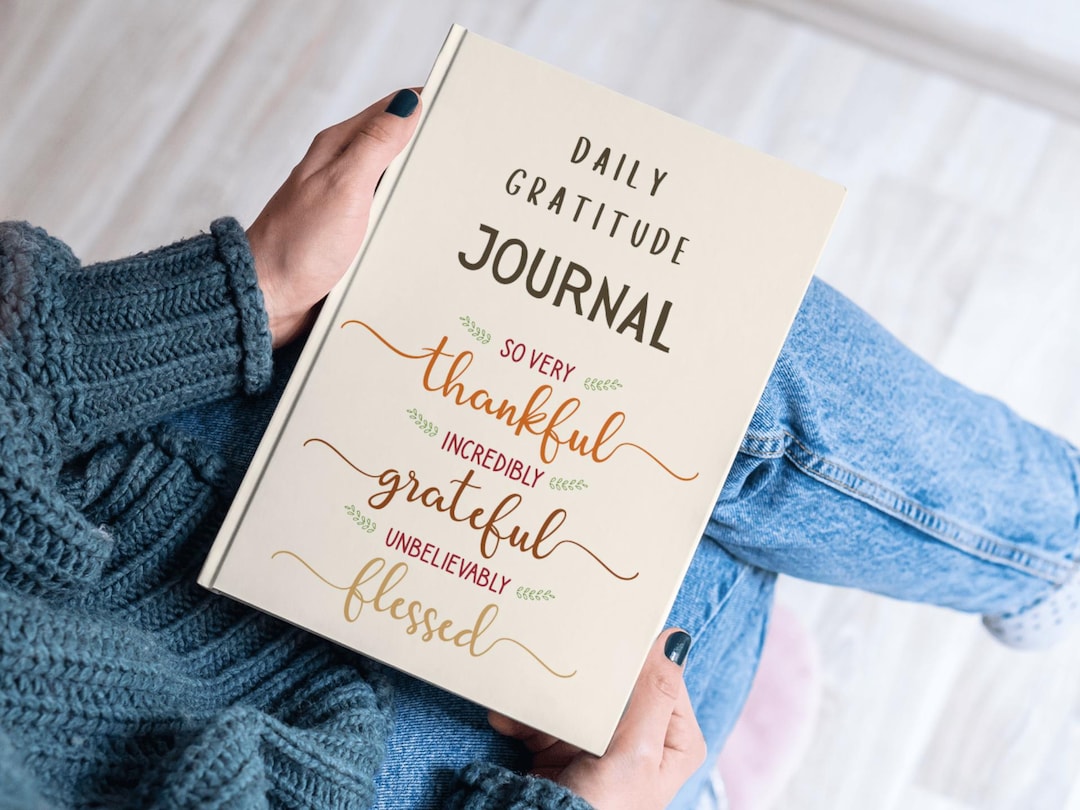 Printable Minimal Gratitude Journal With Daily Gratitude Questions ...