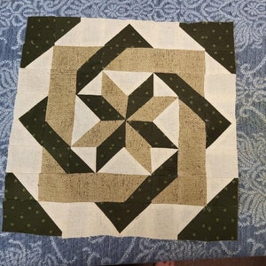 Labyrinth Star Quilt Pattern Using Accuquilt GO! for 12" Block and 64 ...