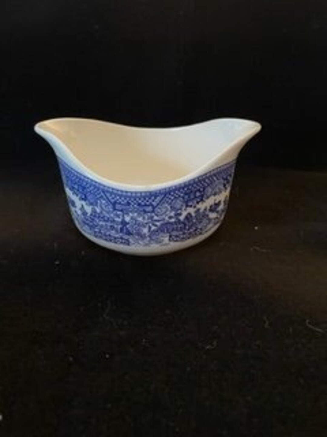 Blue Willow Gravy Boat-bowl Gravy Bowl in Blue Willow Pattern English ...