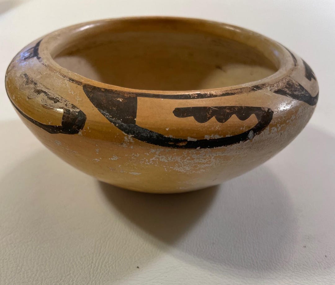 Hopi Small Bowl With Great Patina - Hand Thrown and Painted in ...