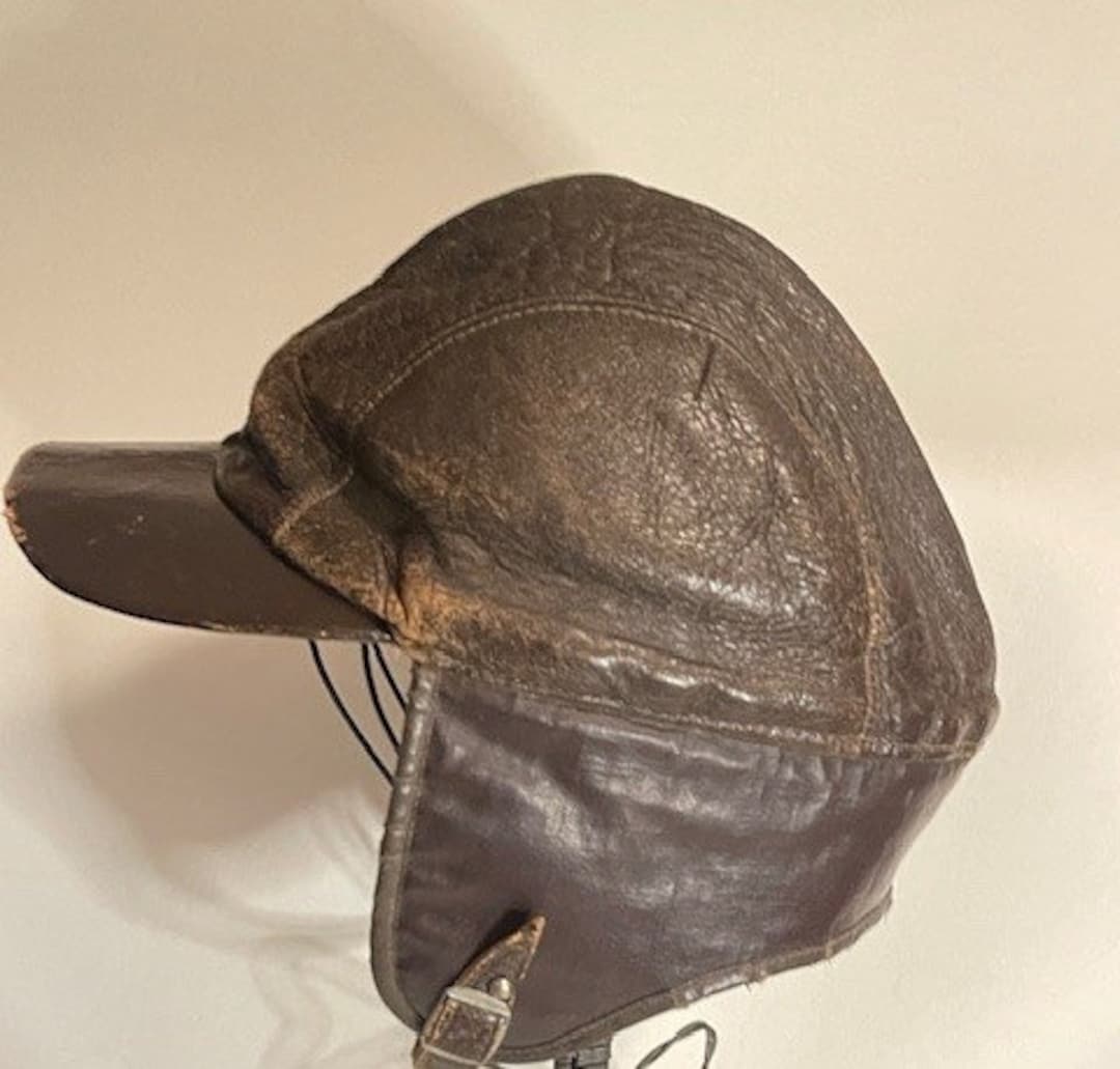 WWII Leather Aviator Hat Ear Flap WWII Pilot's Cap Well Used Vintage ...