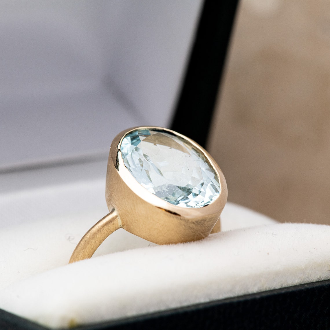 Large Aquamarine Ring in Yellow Gold Oval Stone Ring Blue - Etsy