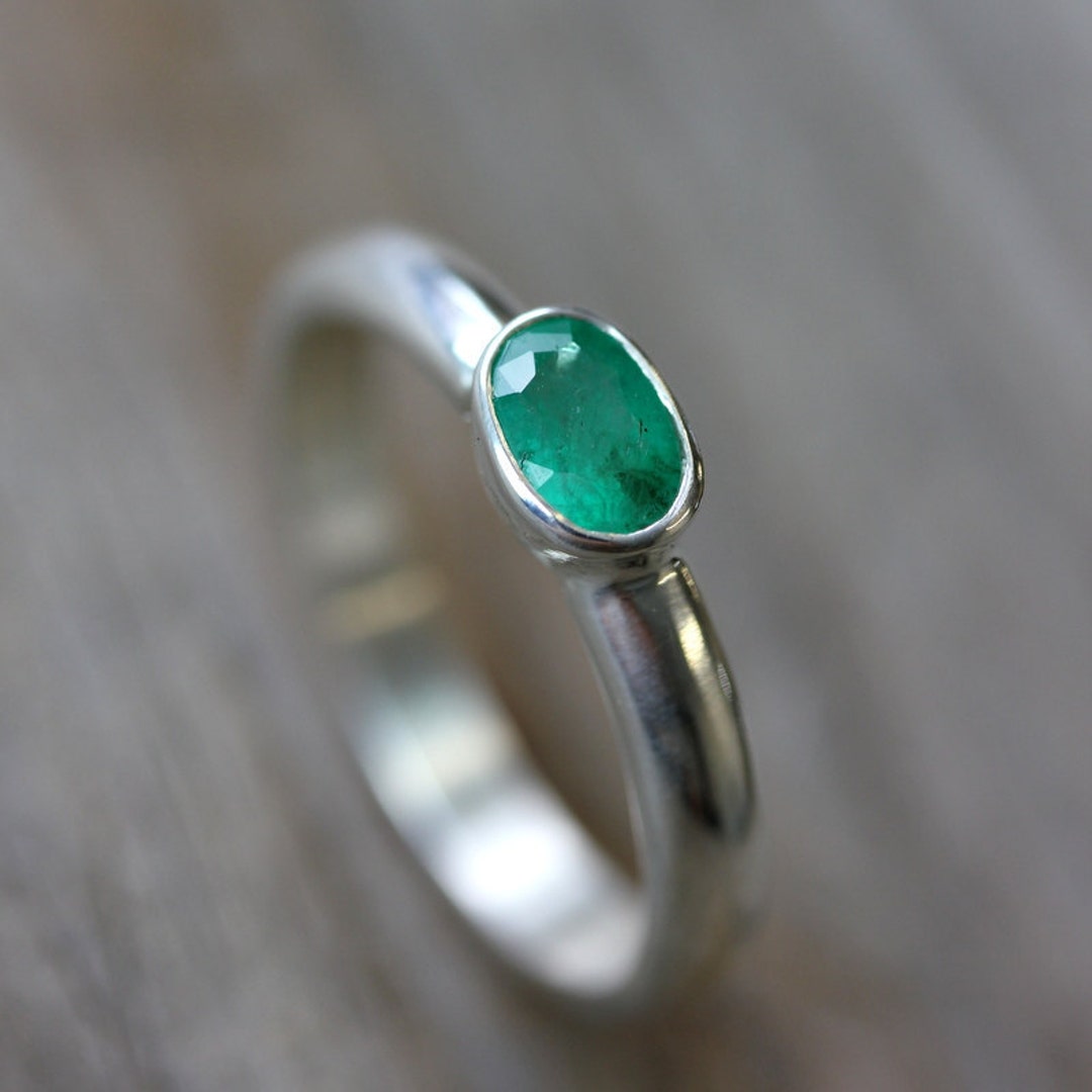 Emerald and Silver Ring, Low Profile Comfort-fit Band, Natural Emerald ...